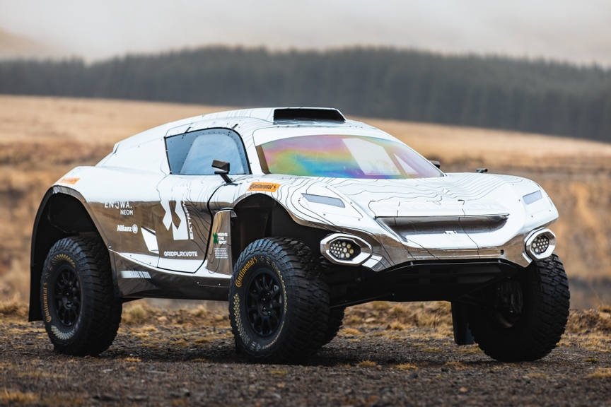 Extreme E reveals reflective chrome livery for Season 3 show car - News ...