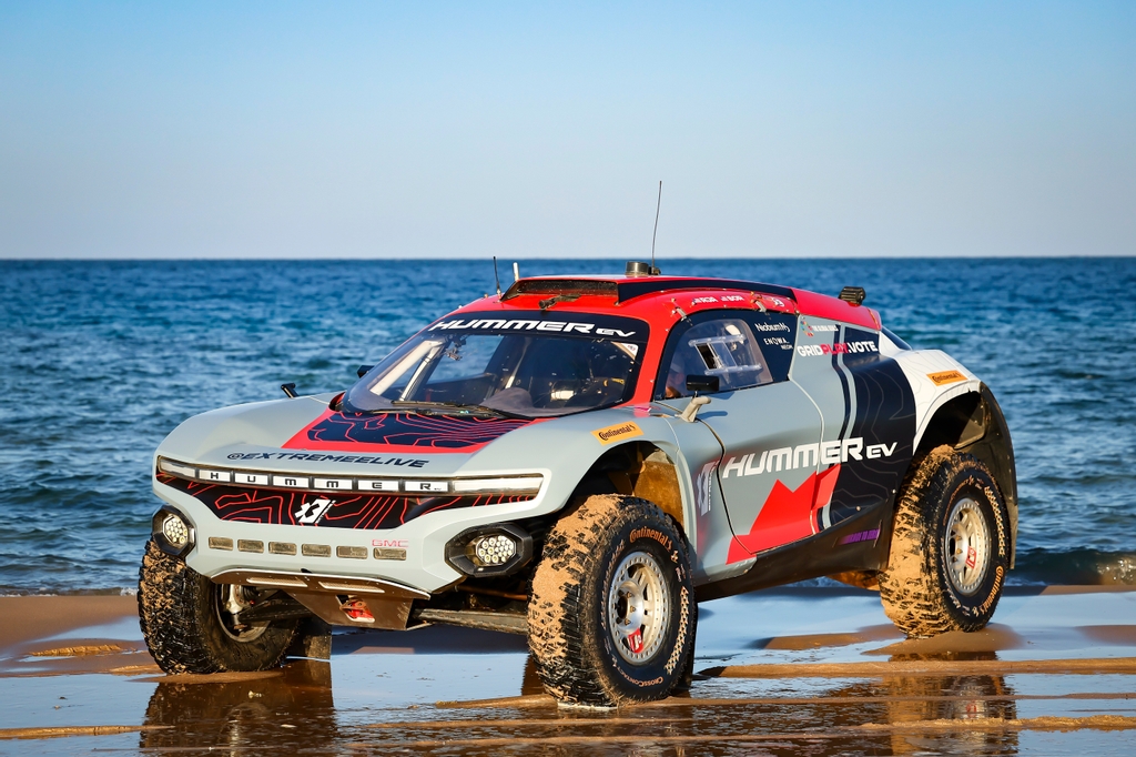 No. 99 GMC HUMMER EV Chip Ganassi Racing - Teams - Extreme E - The ...