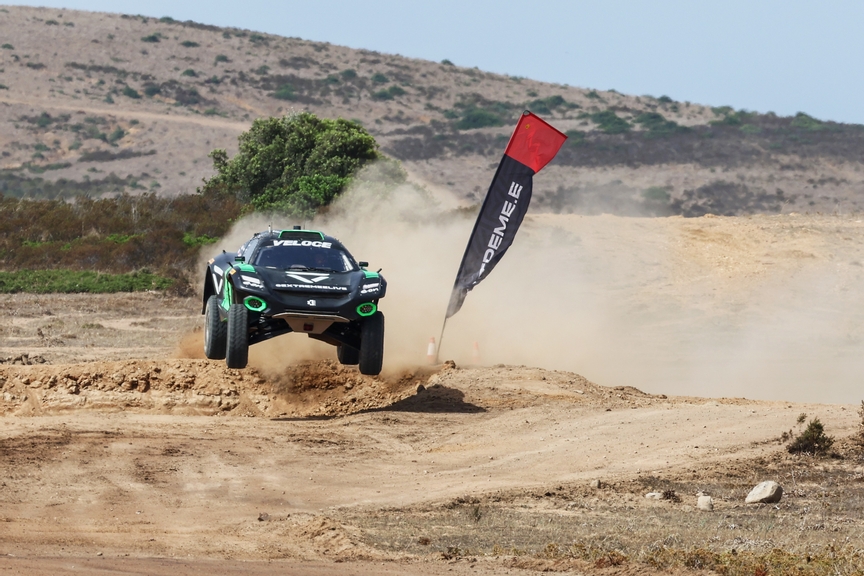 X44 Vida Carbon Racing top the timesheet in Free Practice - News ...