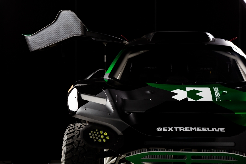 Extreme E takes lead on gender equality in motorsport - News - Extreme ...