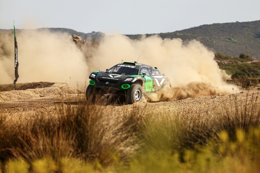 Veloce Racing keep title hopes alive with successes in Sardinia - News ...