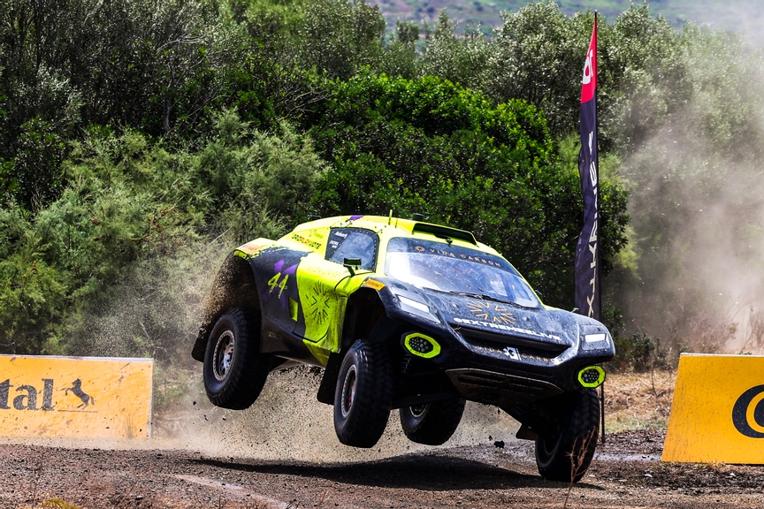 X44 suffer setbacks in NEOM Island X Prix I - News - Extreme E - The ...