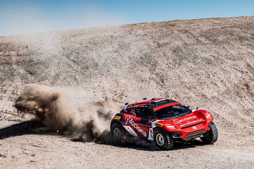 ACCIONA | Sainz XE Team fastest in practice as Extreme E debuts in ...