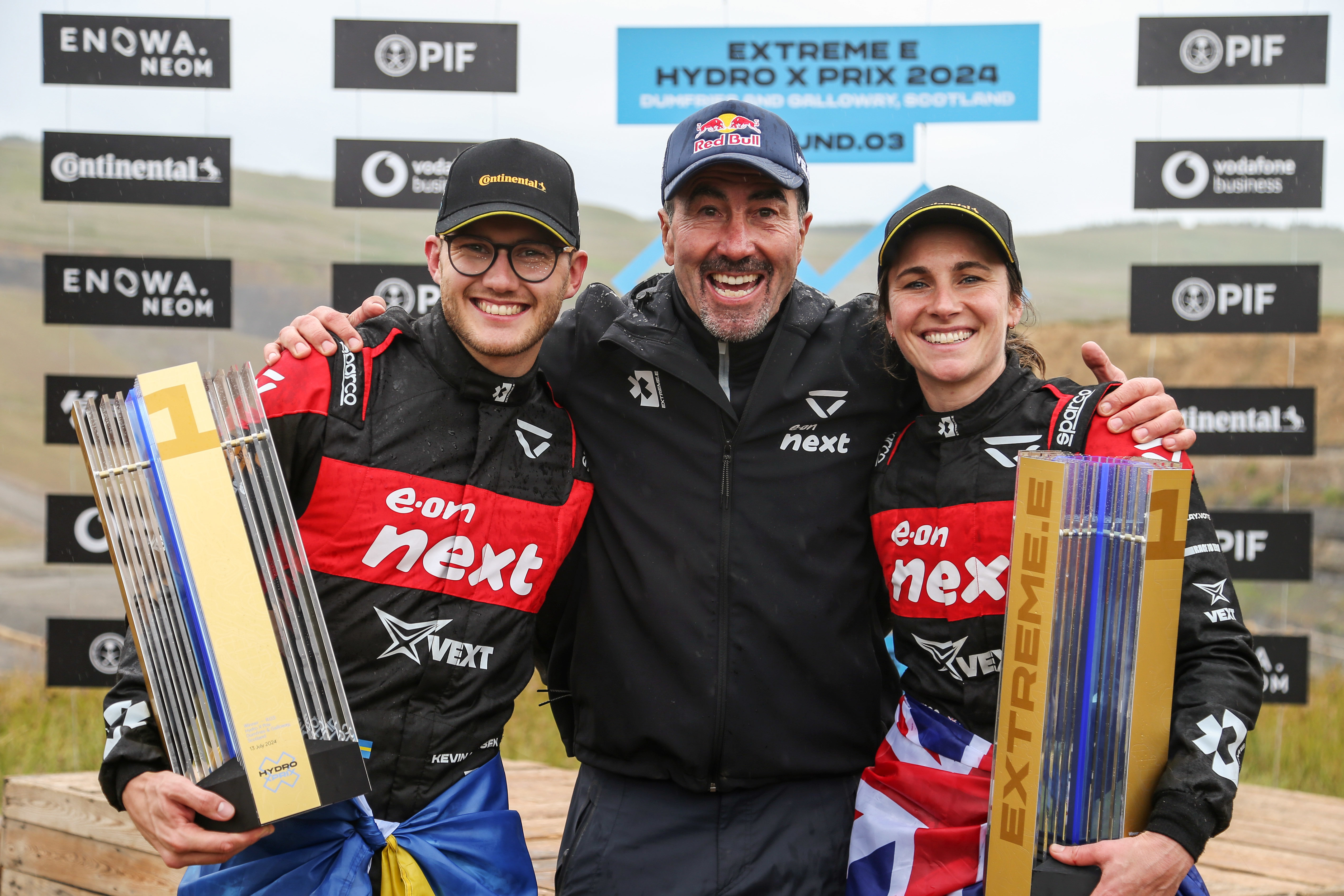 E.ON Next Veloce Racing take superb first win of Season 4 in Scotland ...